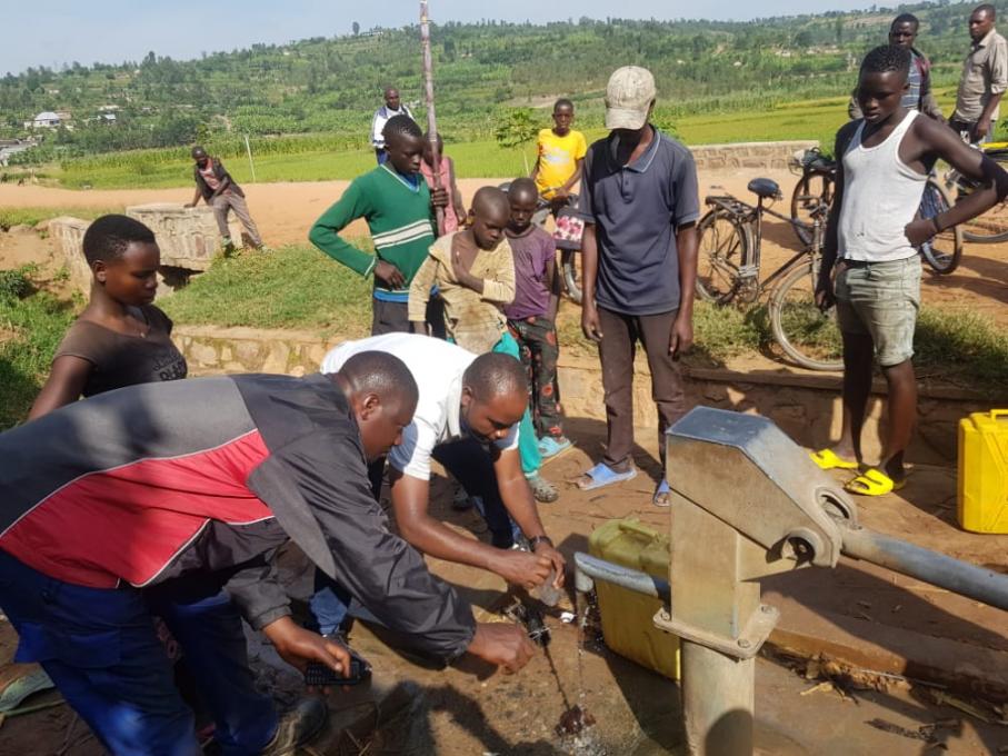 Safe Water Project In Rwanda VPA05 - GCR